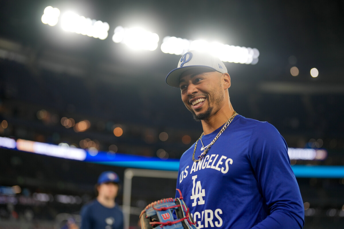 Dodgers' Mookie Betts Trains With NBA All-Star